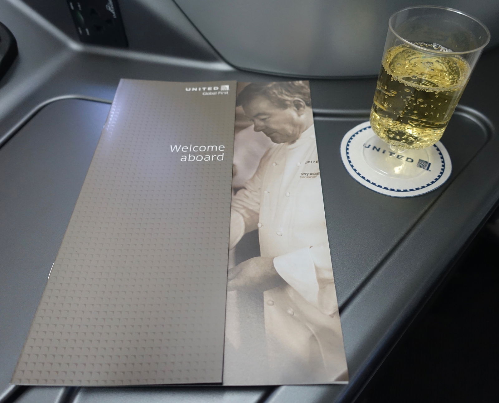 The Airline With The World's Best First Class Champagne Is... United ...