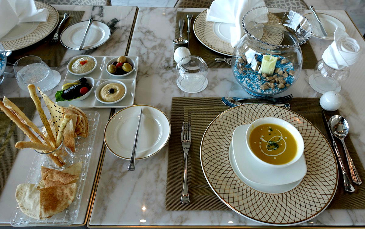 The World’s Best First Class Airline Lounges - One Mile at a Time