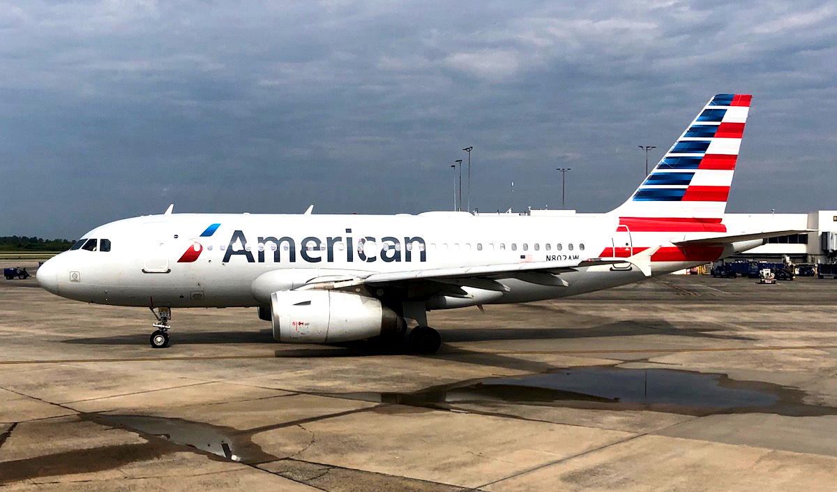 American Airlines' 25-Minute Minimum Connection Time - One Mile at a Time