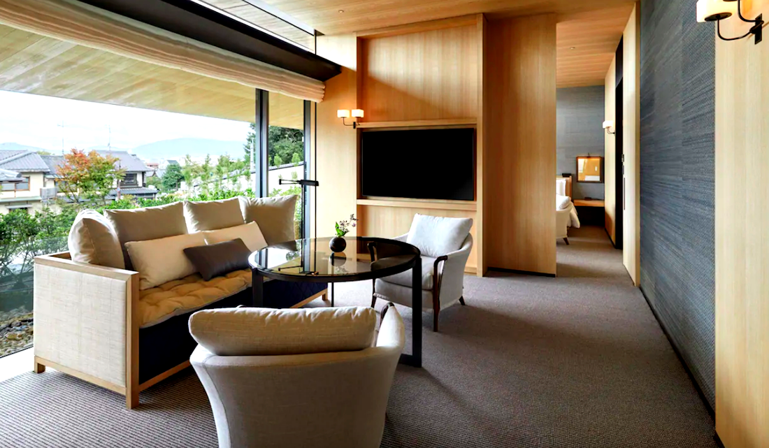 What Is Hyatt’s Mysterious, Invitation-Only Courtesy Card Status? - One ...