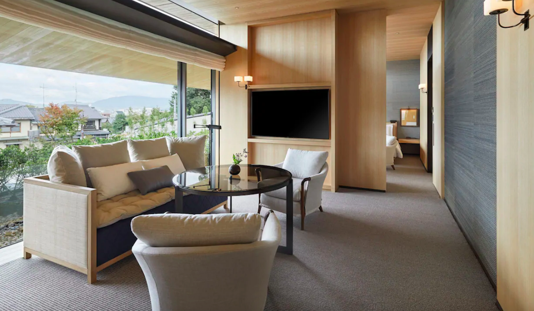 What Is Hyatt’s Mysterious, Invitation-Only Courtesy Card Status? - One ...