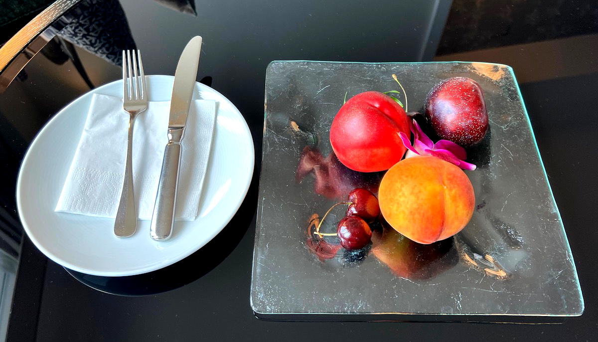 Hotel Welcome Amenities: When & What To Expect? - One Mile at a Time