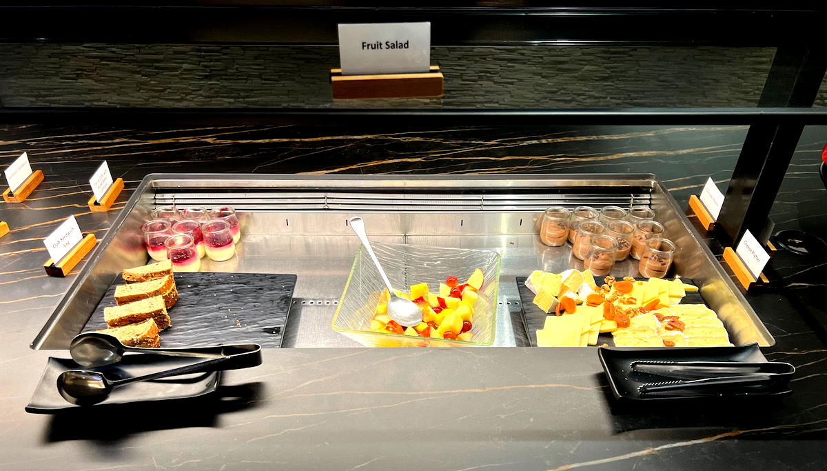 Review: Strata Lounge Auckland (AKL) - One Mile at a Time