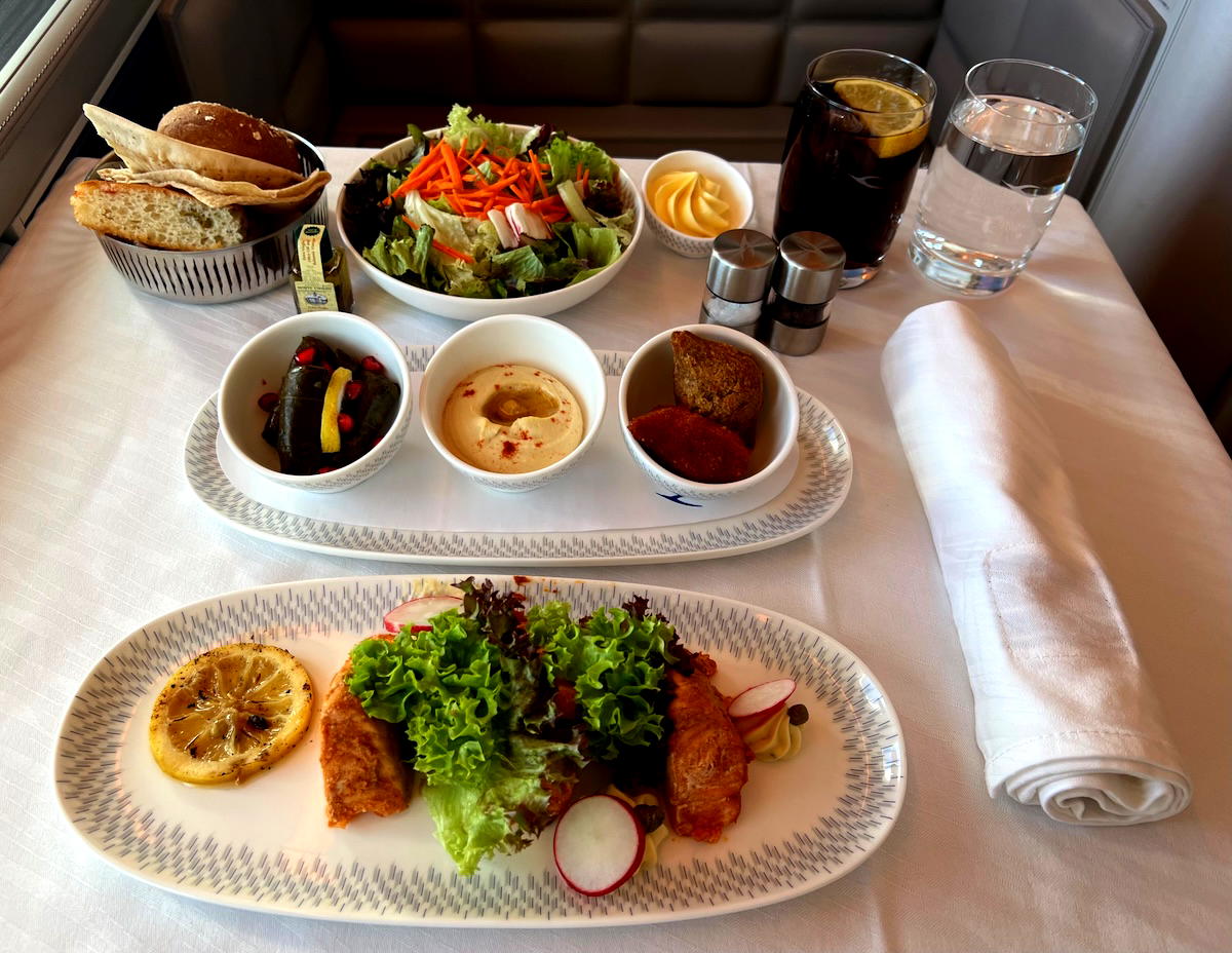 Review: Kuwait Airways First Class Boeing 777 (KWI-BKK) - One Mile at a ...