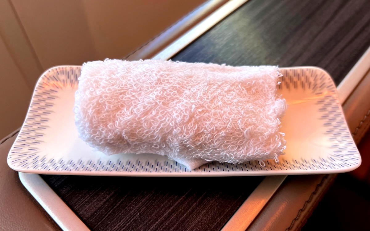 Review: Kuwait Airways First Class Boeing 777 (KWI-BKK) - One Mile at a ...