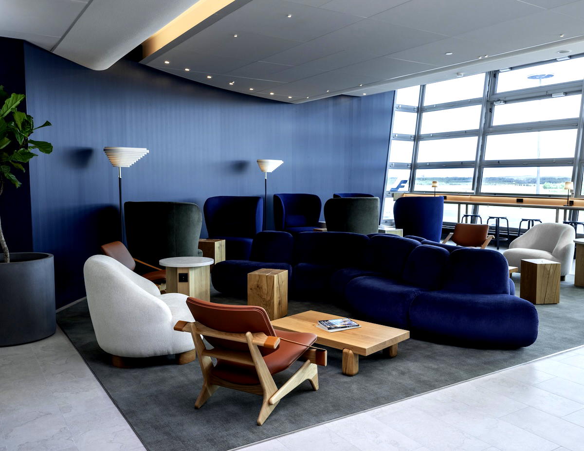 New Finnair Schengen Lounge Helsinki With Platinum Corner - One Mile at ...