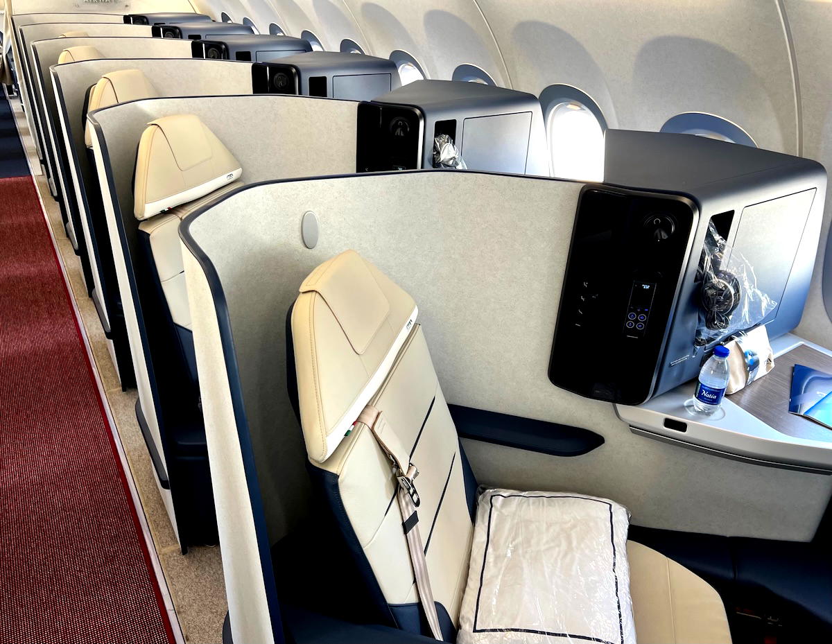 Review: ITA Airways Business Class Airbus A320neo (CDG-FCO) - One Mile at a Time