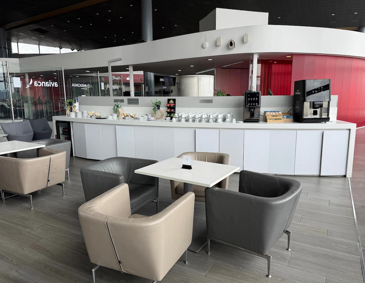 Review: Avianca Diamond Lounge Bogota Airport (BOG) - One Mile at a Time